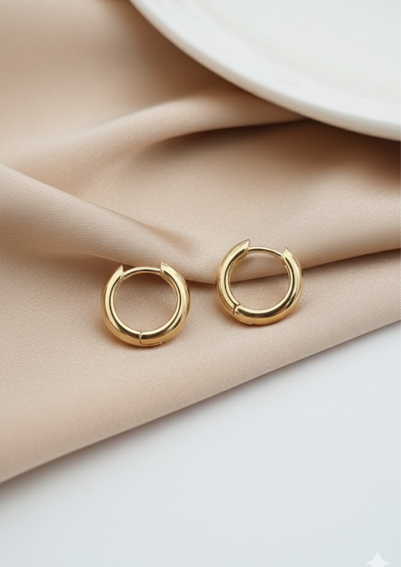 Aros argolla Lua – Santo Cielo Joyas